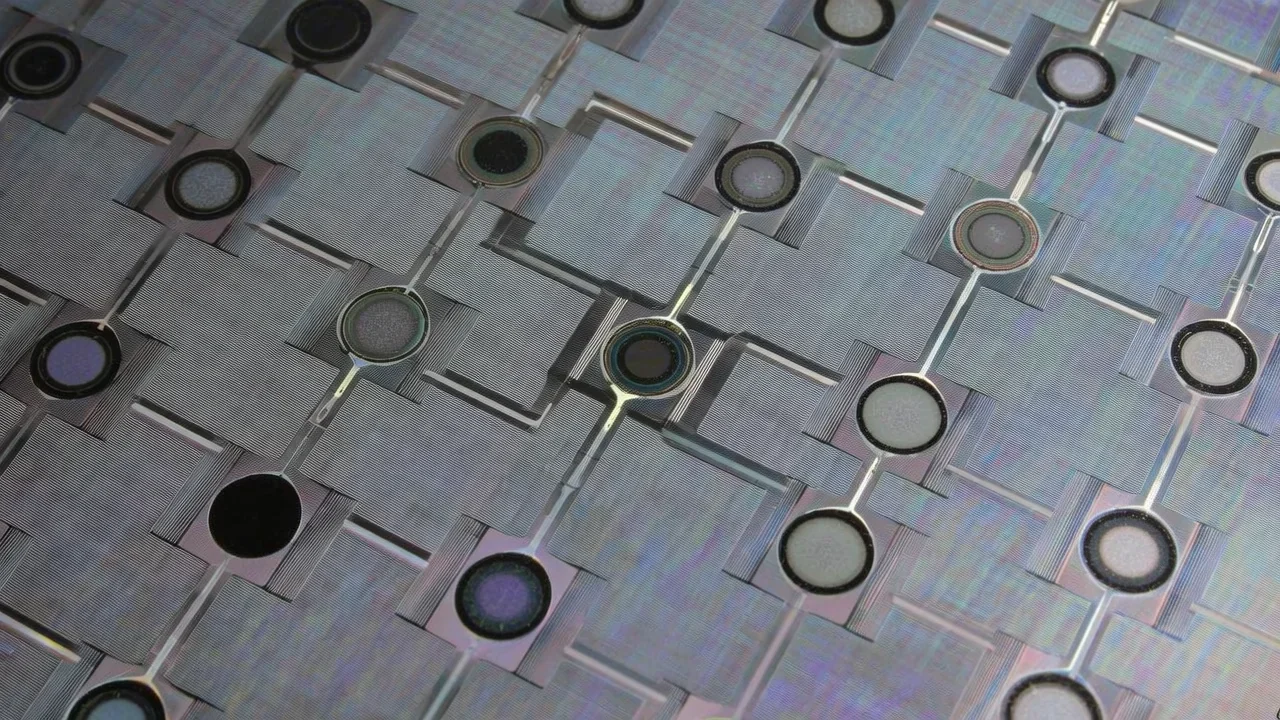 Oxford Instruments Powers Coherent’s Big InP Wafer Push – HOME